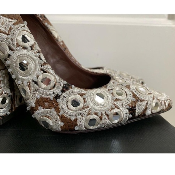 Tory Burch | Shoes | Tory Burch Brown Embroidered Francesca Tuscan Pump ...